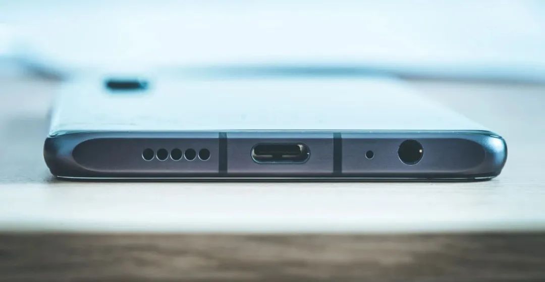 艾为电子开发出Type-C端口CC Logic芯片AW35616FCR，可实现CC Logic与PD Phy芯片共板设计 - 大大通(简体站)